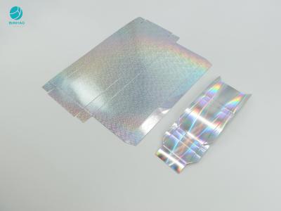 中国 浮彫りにされたロゴの任意レーザーのペーパー長方形の包みの板紙箱の箱 販売のため