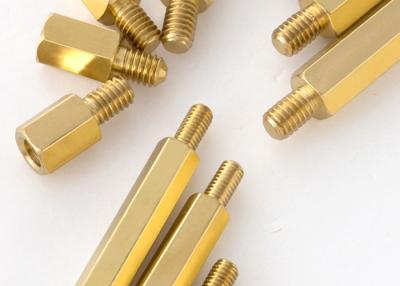 Brass H59 H62 H65 H68 H70 Homem e Mulher Hex Head Standoff Dimensões personalizadas