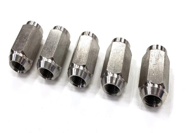 Quality Stainless Steel 304 316 Polished Metric M12 X 1.5 M12 X 1.25 Hex Wheel Lug Nut for sale