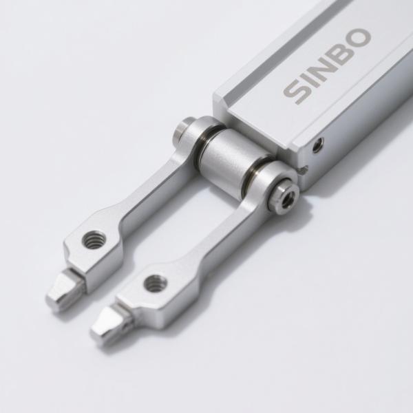 Quality High Precision Industrial Robot Pneumatic Finger Gripper Link Robust Durable for sale