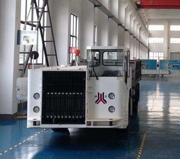 Cina Veicoli a pneumatici protetti contro le esplosioni di cantieri sotterranei per trasporto in vendita