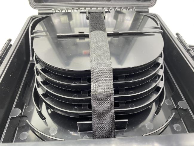 32Ports IP65 Protection Black Fiber Optic Splitter Box for Feeder and Drop Cable Connection