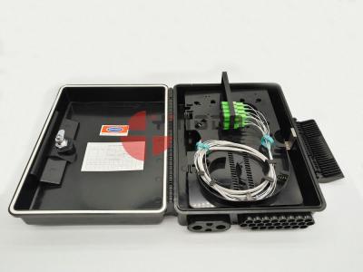 China 2 en 24 hacia fuera cajas plásticas negras del divisor de la fibra óptica del montaje en la pared para 1x16 con el adaptador de SC/APC en venta