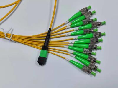 중국 12 Fiber MTP MPO Cable with APC Male to FC APC Fanout Patch Cord for High Density Applications (고밀도의 애플리케이션을 위한 12 피버 MTP MPO 케이블) 판매용