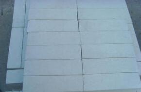 China Refractory Bricks White Corundum Brick With Good Quality and Factory Price for sale