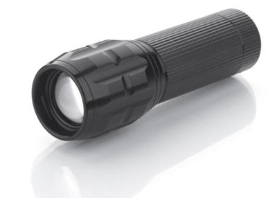 中国 小型の高い内腔のクリー族 LED の懐中電燈はとの/ズームレンズ機能急上昇します 販売のため