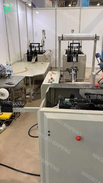  Jumeau professionnel boucle de la Chine guide la fabrication et le fournisseur de machine