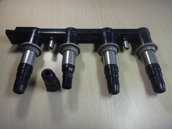 Chevrolet / Cruze 1.6T / OPEL / LEXUS / FIAT High Performance Automobile Ignition Coil