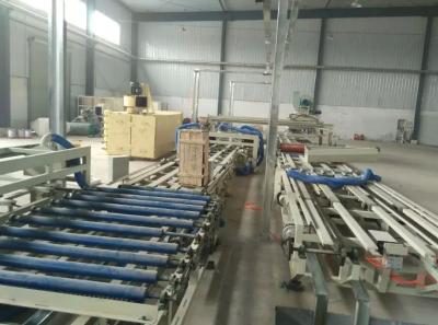 China Straw Color Wave Roof Tile Making Machine voor Mgo / Mgcl / Glasvezel Mesh Raw Material Te koop