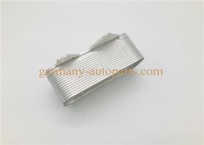 中国 フェートン型オープンカーAudi A6 S6 A8 S8 RS6 V8 4.2のためのオイル クーラー077 117 021Q 077 117 021 N 販売のため