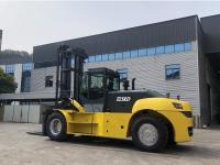 China 35 Tons Powerful High Capacity Forklift With Fork Attachment Superior Performance for sale