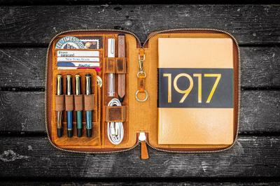 China Toiletry Bag, Factory Supply A5 Zipper Bag First Layer Cowhide Crazy Horse Series Folder Manager Folder Large Capacity Business Bag for sale