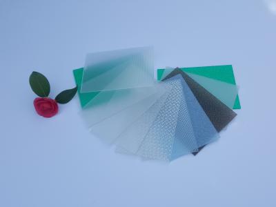 China Supersterke kunststof PC 3 mm universele massieve polycarbonaatplaat voor oproerglas Te koop
