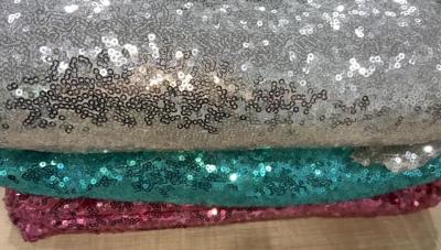China Fashion 100% Polyester Fabric Embroidered Mesh Fabric for Clothing for Direction Sequin Fabric for sale