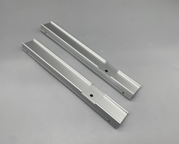 Quality Strong Stiffness and Good Conductivity Aluminum Extrusion Shelf at an Affordable Cost for sale