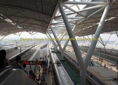 China Desempenho alto pré-fabricado da oxidação das construções de aço do estação de caminhos-de-ferro anti à venda