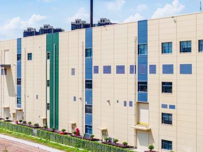 China Easy Assemble Recyclable Peb Pre Engineered Building Modern For Industrial Warehouses for sale