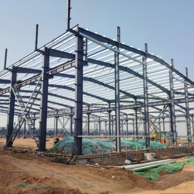 China Edificios de oficinas de varios pisos con estructura de acero y capas de color de alta adherencia en venta