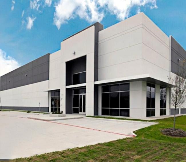 Prefabricated steel structure warehouse exterior