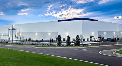 Chine Par l'intermédiaire de bâtiments en acier à cadre de couleur personnalisée à vendre