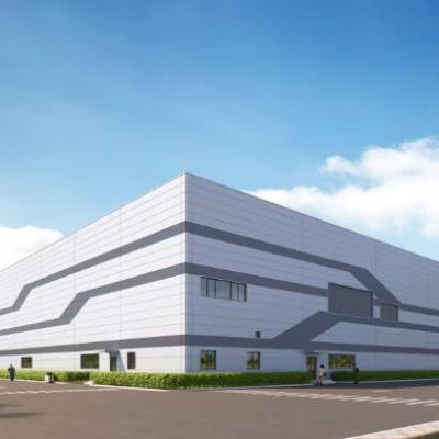 China Fire Retardant Prefab Steel Frame Buildings Warehouse With Sandwich Panel Roof for sale