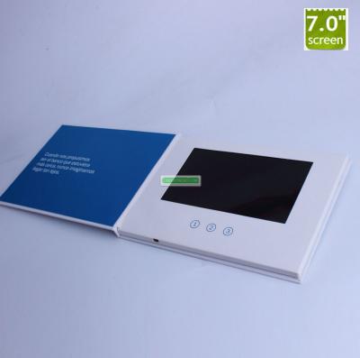 China High resolution 7 inch 1024*600 IPS tft lcd module with Hard cover video brochure for sale