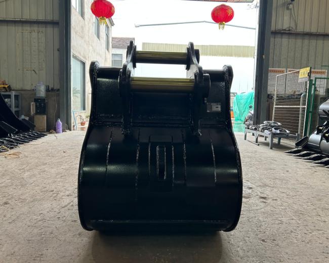 SY265 Digger Bucket OEM Heavy Duty Rock Bucket for Earthmoving