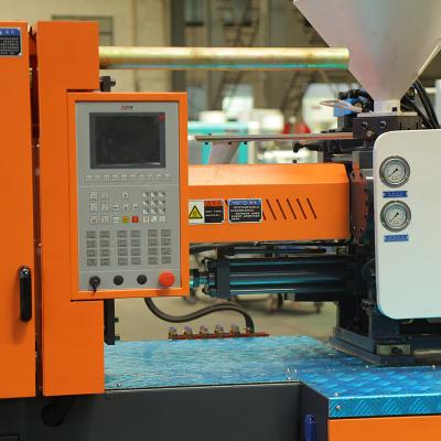 China Injection Weight 347 520 pu injection moulding machine featuring 11 Kw pump motor designed for high volume polyurethane part production for sale