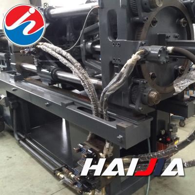 China 3 to 5 Heating Zone Bakelite Injection Molding Machine Designed for Phenolic Resin Processing and Durable Product Output for sale