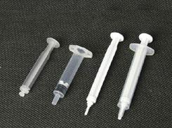 China SKD61 Mould Insert Disposable Syringe Making Machine Production Capacity 1000 to 1500 Pieces Per Hour Ideal for Mass Production for sale