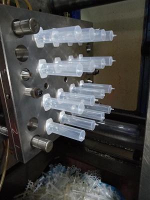 China Plastic Syringe Making Auto Injection Molding Machine Screw Type Energy Efficiency for sale