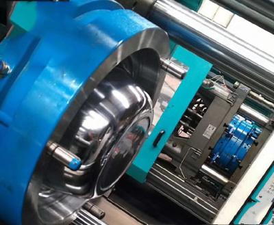 Cina Macchina orizzontale LCD termoplastica dello stampaggio ad iniezione 45kw in vendita