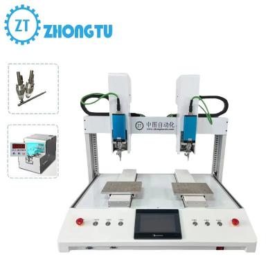 China Máquina de bloqueo de tornillo totalmente automática de doble cabeza con doble estación con eje múltiple en venta