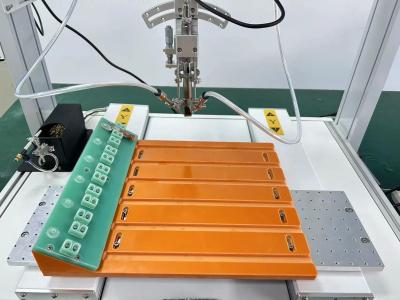 중국 680W 자동 용접기, 0.6~1.5mm 용접선 및 PCB 조립에 대한 ±0.02mm 반복 정확성 판매용