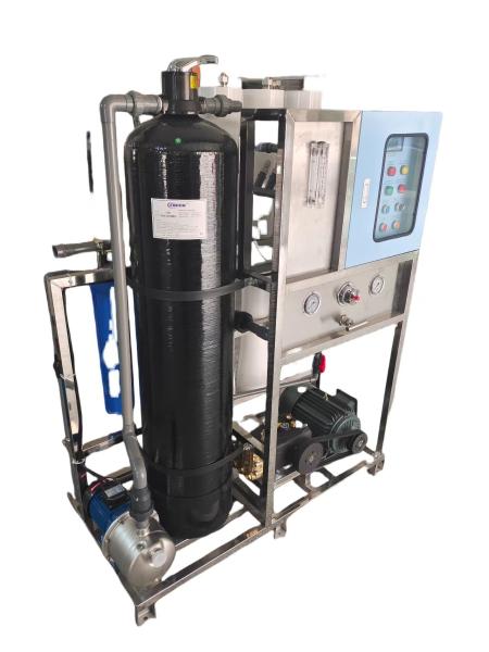 Quality 2500w Seawater Desalination Machine 10 Tons Water Daily Production for sale
