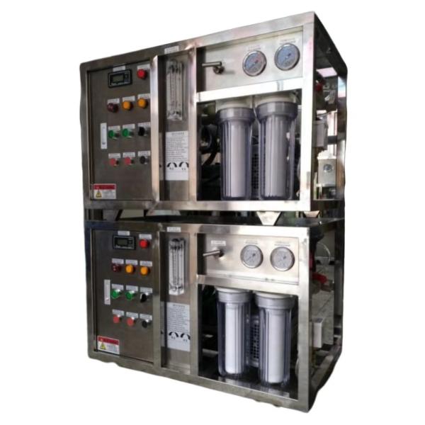 Quality Outdoor Warehouse Seawater Desalination Equipment Water Treatment Device for sale