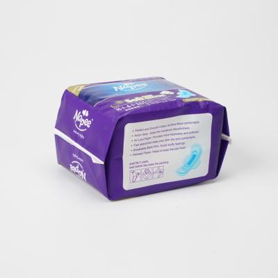 Cina Sanitary napkins cheap price Factory of sanitary napkin from China Cotton Sanitary Pads in vendita