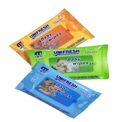 Cina Plastic Package Handheld Newborn Wet Wipes Household No Harm Baby Skin Care in vendita