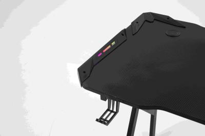 China Renueva su configuración de juegos con Alinunu Modern Gaming Table Metal RGB Lights Cables USB en venta