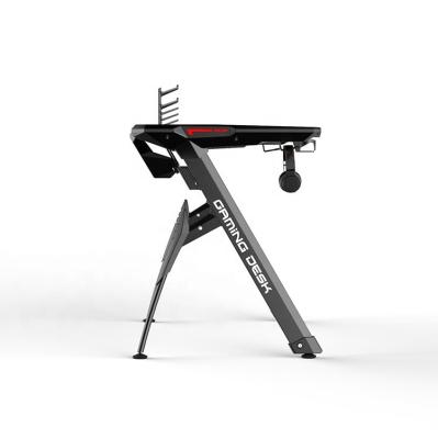 China Professional Gamers' Target Setup Modern and Gaming Desk with Affordable Accessories for sale