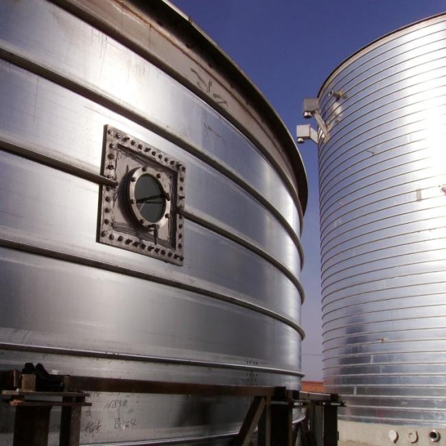 Spiral silo for grain storage show