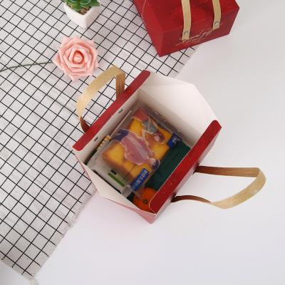 Cina Contenitore d'imballaggio di torta di compleanno di carta antiusura riciclabile con le maniglie multiuso in vendita