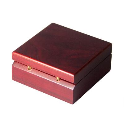 Cina Contenitore di legno di regalo dei gioielli del FSC che imballa a prova d'umidità elegante in vendita