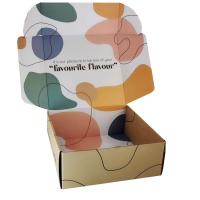 China Collapsible Corrugated Gift Box Dustproof For Clothes Packaging for sale