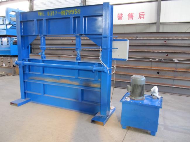 2 m Thickness of raw material of 3 mm hydraulic bending machine