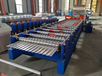 China las cuatro costillas trapezoidales que cubren las hojas ruedan la formación hecha a máquina en China en venta