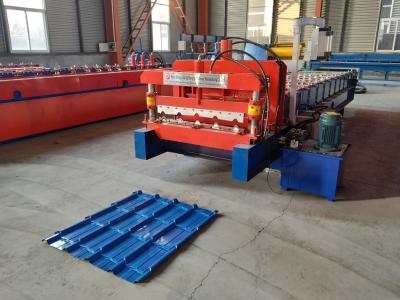China high speed servo motor roof tile sheet roll forming machine made in China for sale