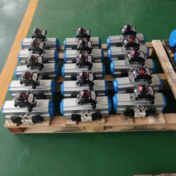 Quality Silver Single Acting Pneumatic Actuator ISO 5211 / DIN 3337 Actuator For Ball for sale