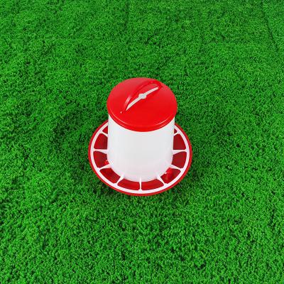 China Durable Waterproof Poultry Feeder In Red And White Easy To Clean 3.5L Capacity for sale