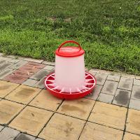 China Poultry Automatic Pet Feeder Thickened Plastic Material Durable Sturdy for sale